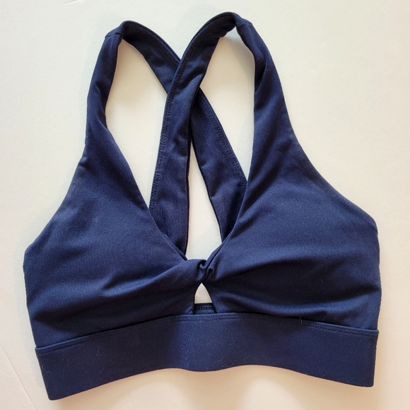 Fabletics | Intimates & Sleepwear | Fabletics Oasis Twist Bra Navy ...